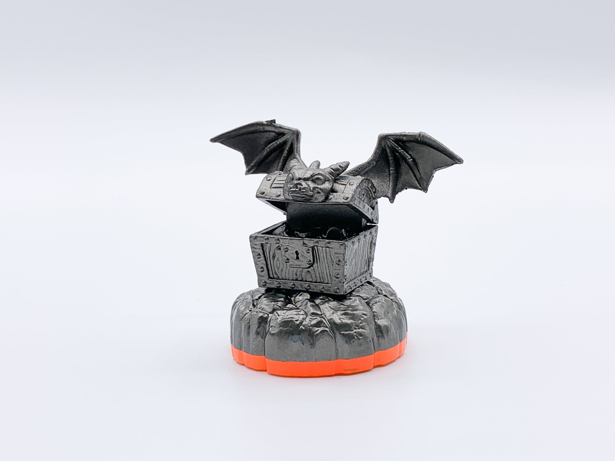 Platinum Treasure Chest Magic Item • Skylanders Giants – Mikes Game Shop